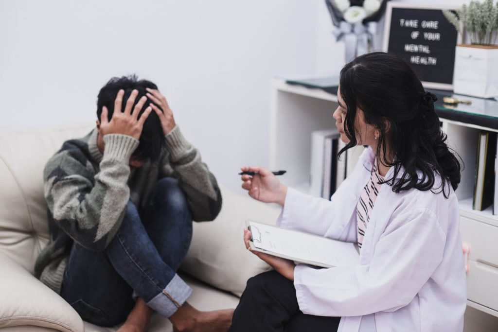 Psychotic Disorder Treatment in Connecticut | Solstice Healthcare